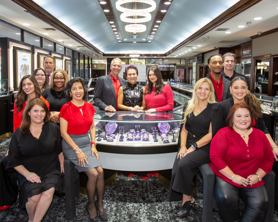 3 Stone Engagement Rings – Page 3 – Willis Fine Jewelry